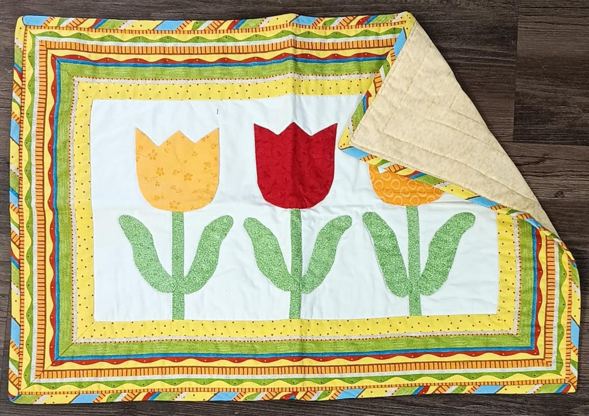 Taco Tulips Runner 3/18 – Campus Store at College of the Ozarks