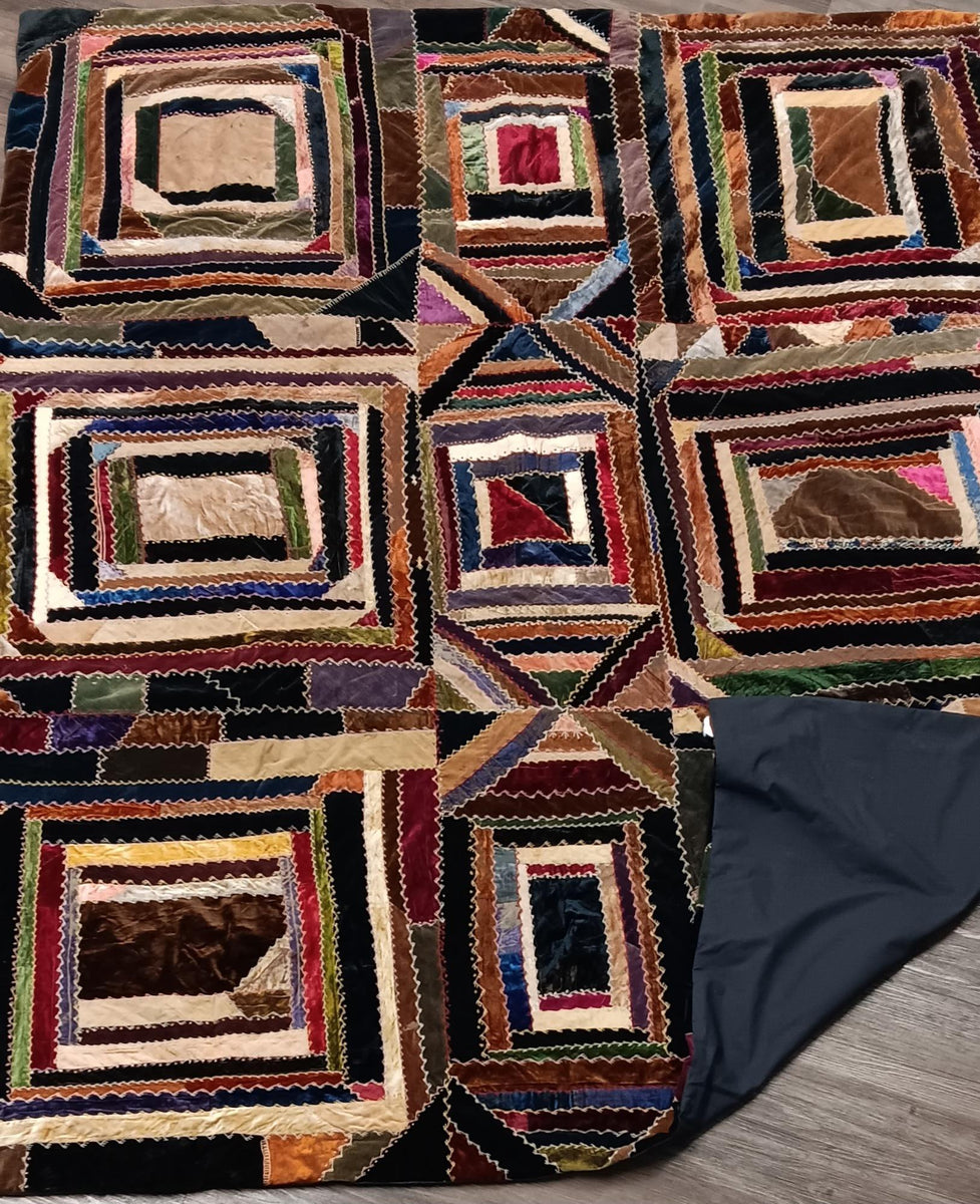 1800's Velvet Crazy Log Cabin 3/24 – Campus Store at College of the Ozarks